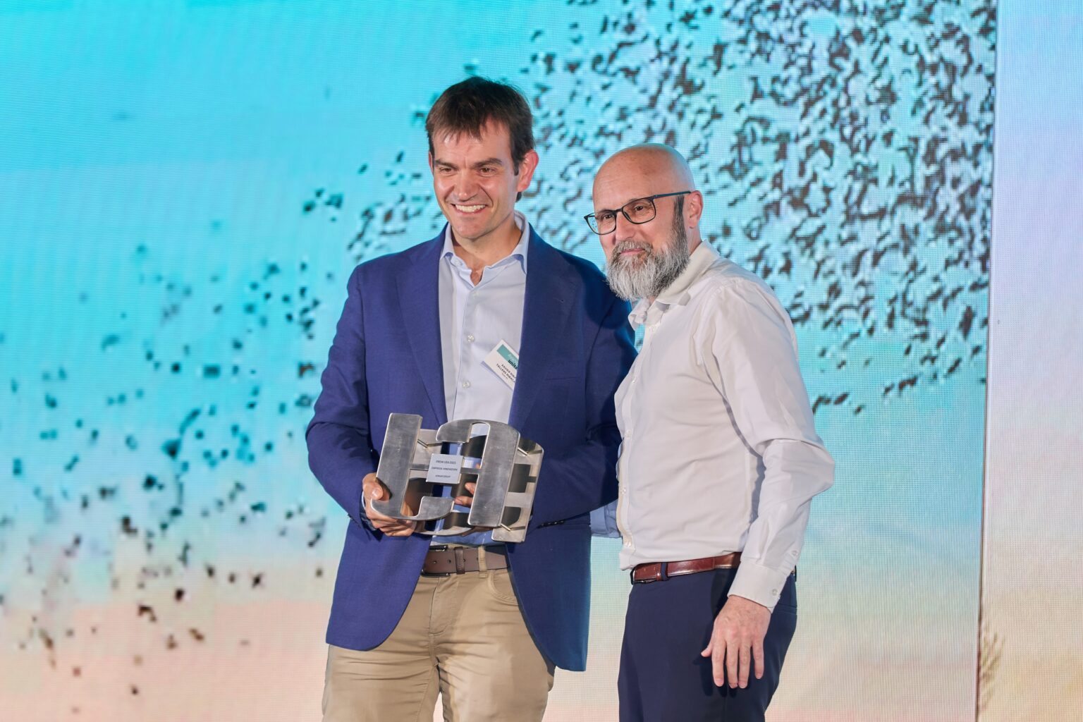 Virkar recibe el Premio UEA 2025 a la Empresa Innovadora - Virkargroup.com